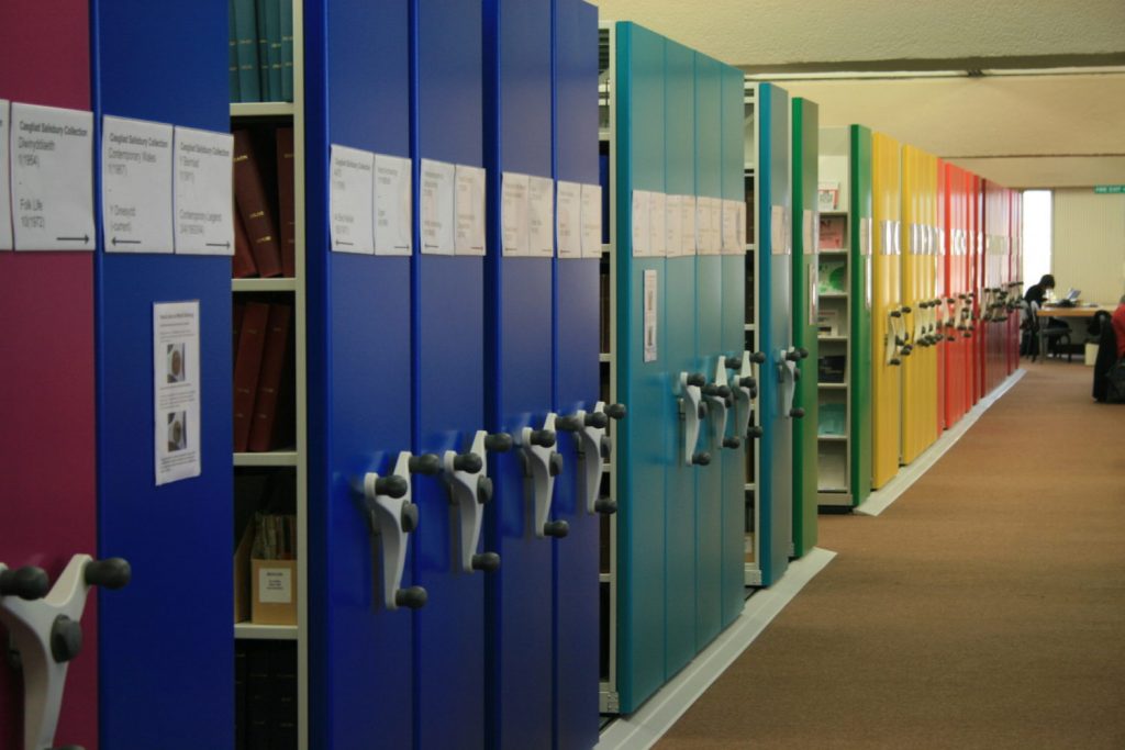 Roller Racking Shelving Systems & Storage Solutions - Invicta