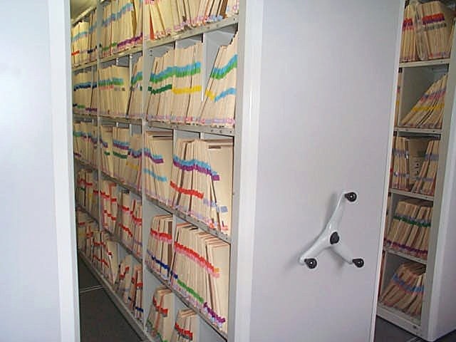 Pharmaceutical Shelves & Storage Racks - Invicta